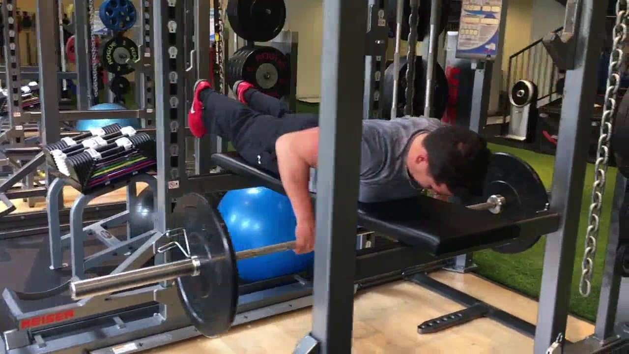 Chest Supported Straight Bar Isometric Row - Prone Grip - YouTube