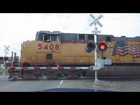 UP 5408 South MSSNP Very Friendly Conductor Departs Kasper (10-15-2019) - YouTube