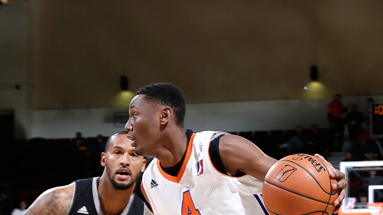 Knicks' Kevin Capers puts up 24 points in 13 minutes - YouTube