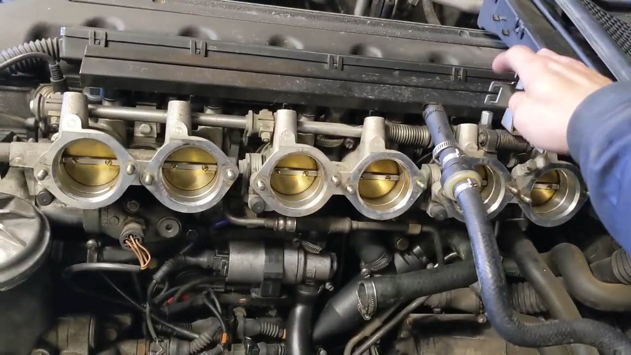 BMW E36 M3 S50B32 ITB sound - YouTube