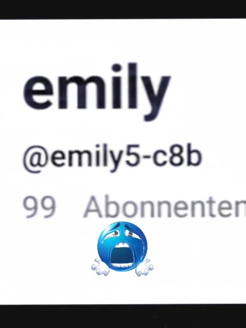 Emilyyy😏 - YouTube