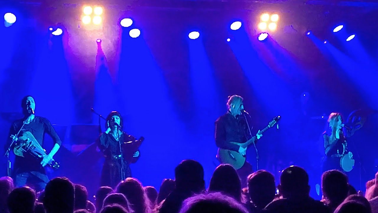 FAUN - Diese kalte Nacht (HD) live at Vulkan Arena,Oslo,Norway 04.03. ...