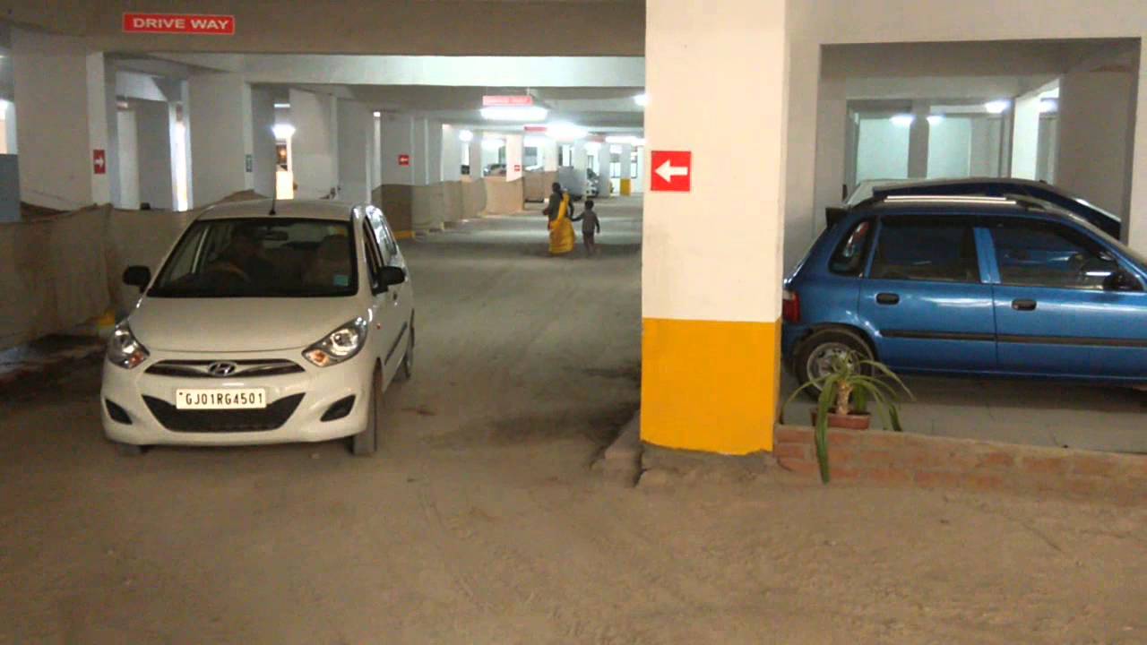 Bakeri Swareet parking - YouTube