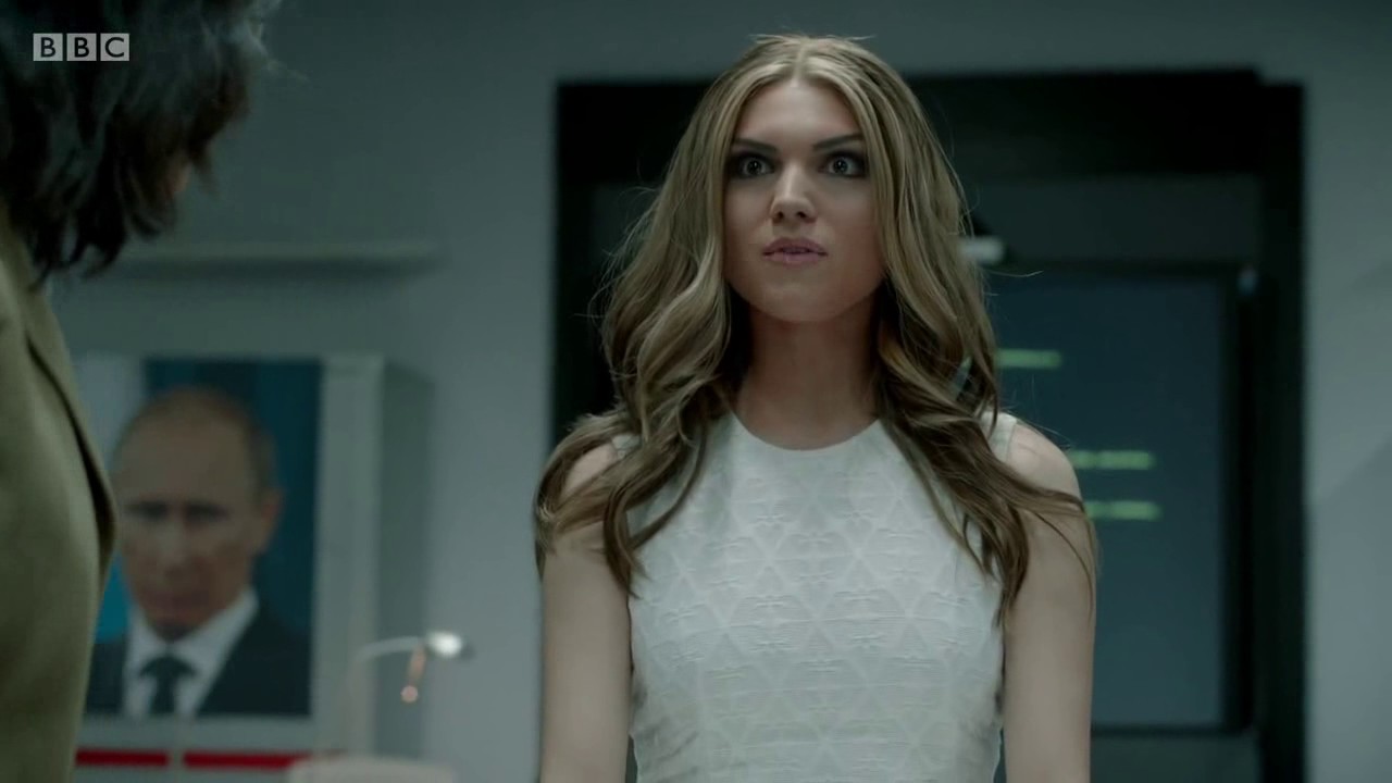 Tracey Ullman - Melania Trump Robot - YouTube