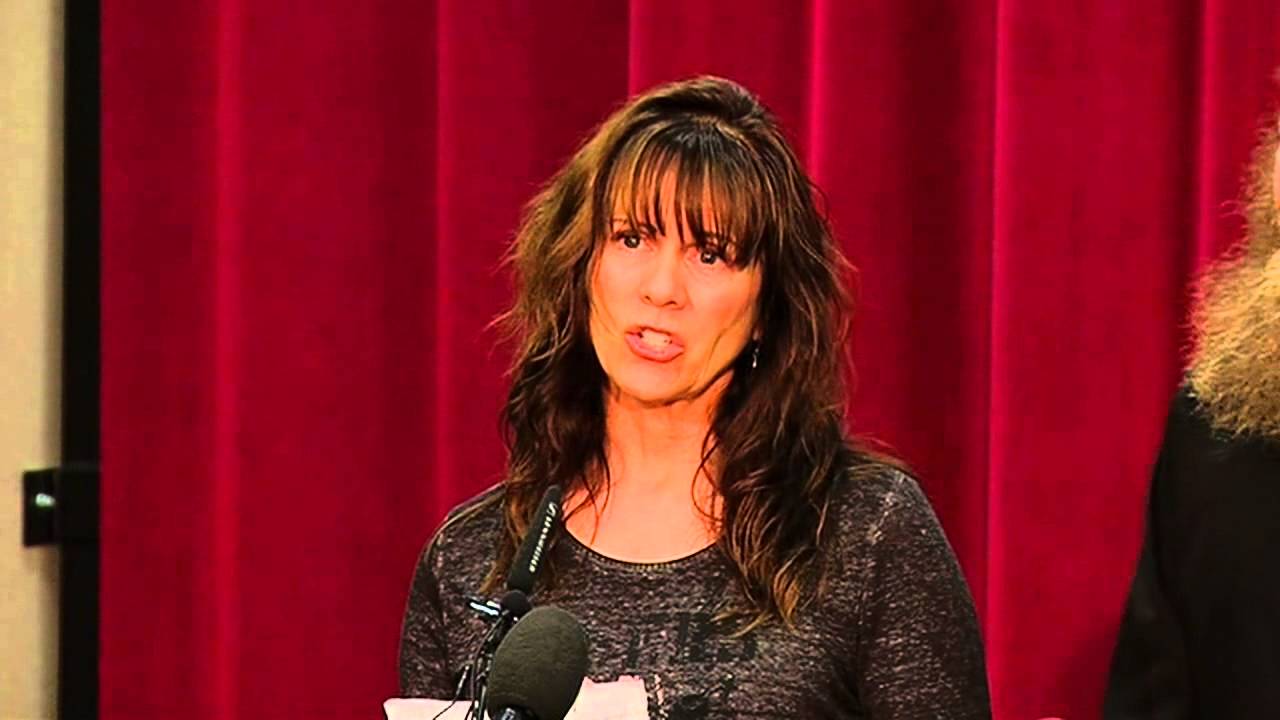 Taliban free US soldier Bowe Bergdahl after five years - YouTube