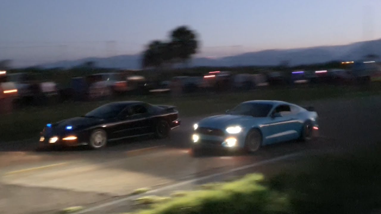 Trans Am LT1 Std vs Mustang 5.0 | Autódromo Victoria | Racing X - YouTube