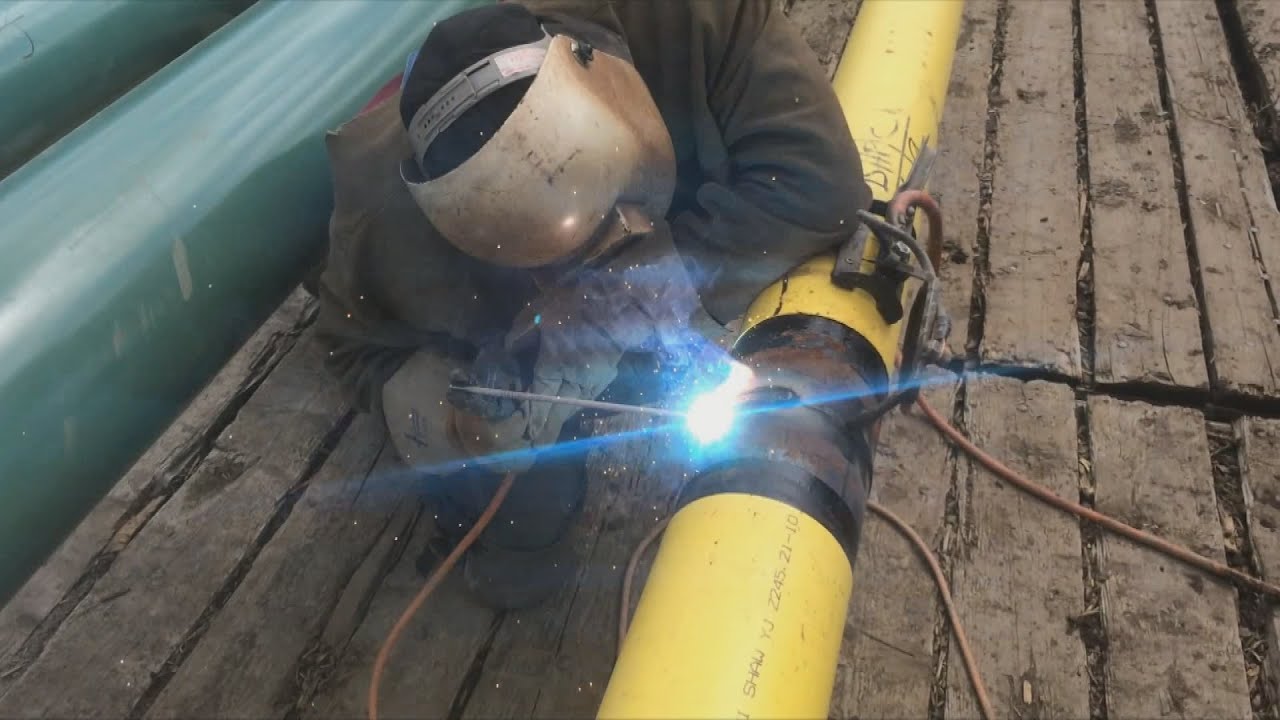 Pipeline Welding - 6 Inch Mainline Weld - YouTube