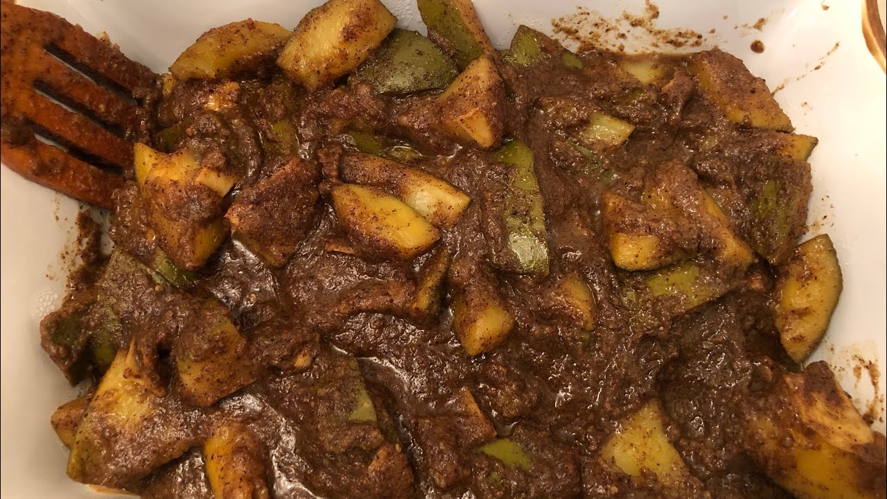 How to make hot, sweet and savoury mango achar - YouTube