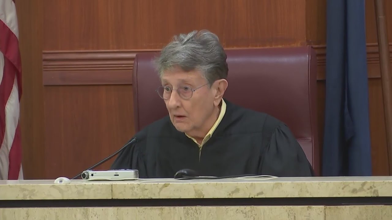 Judge Jean Toal denies Alex Murdaugh's request for a retrial after ...