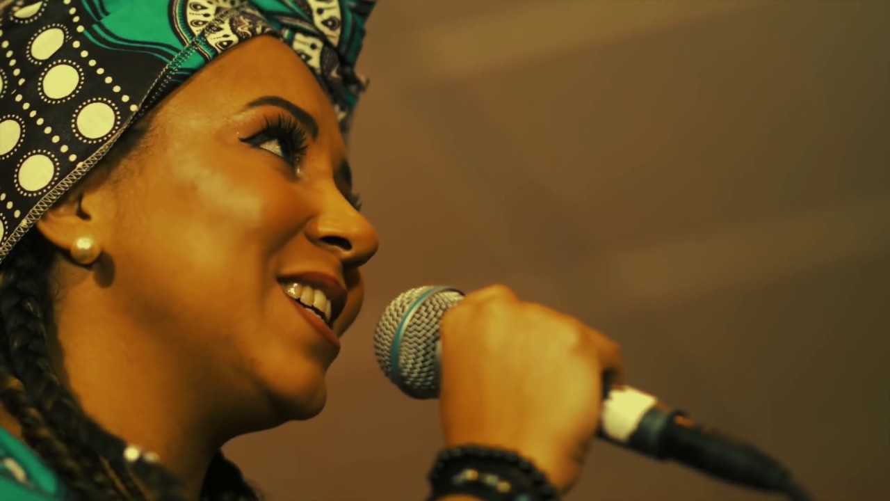 Kami ft. Pedro Silva - Mundo Azul - YouTube