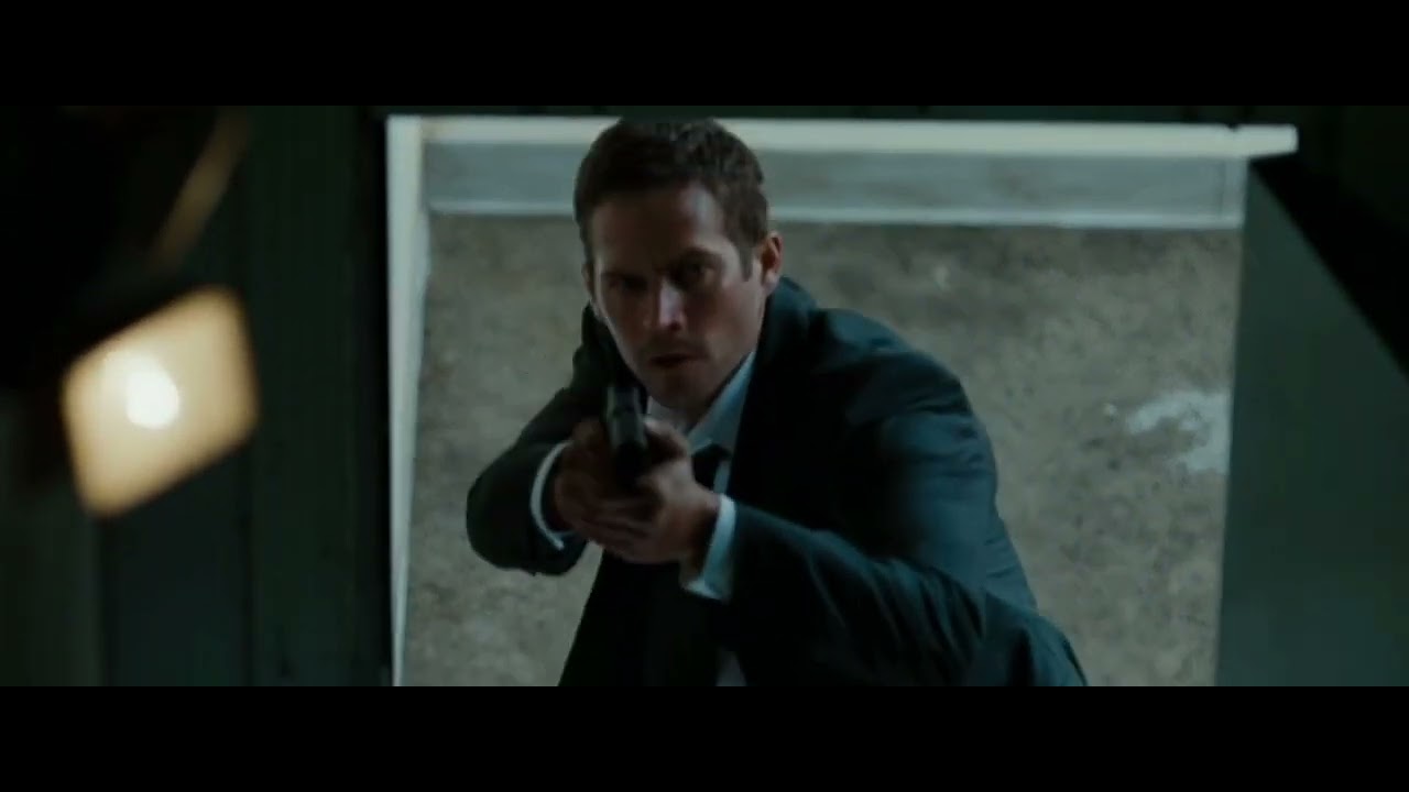 Fast & Furious (2009) Brian Chasing Criminal [Full HD/1080p] - YouTube