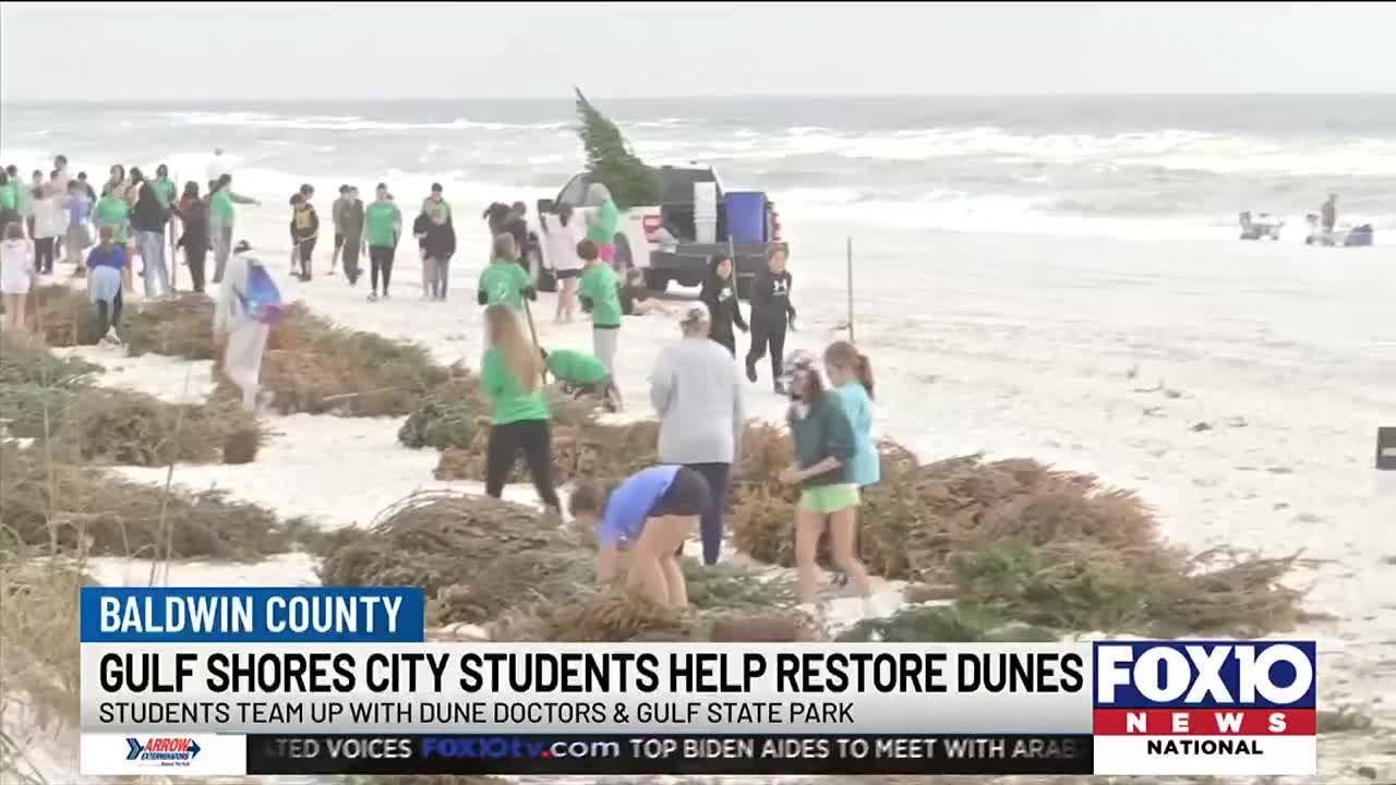 Students spend the day restoring the dunes at Gulf State Park - YouTube
