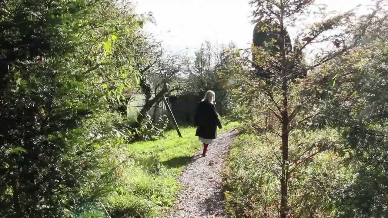 Lydia Corbett -Artist Profile-The Girl With The Ponytail - YouTube