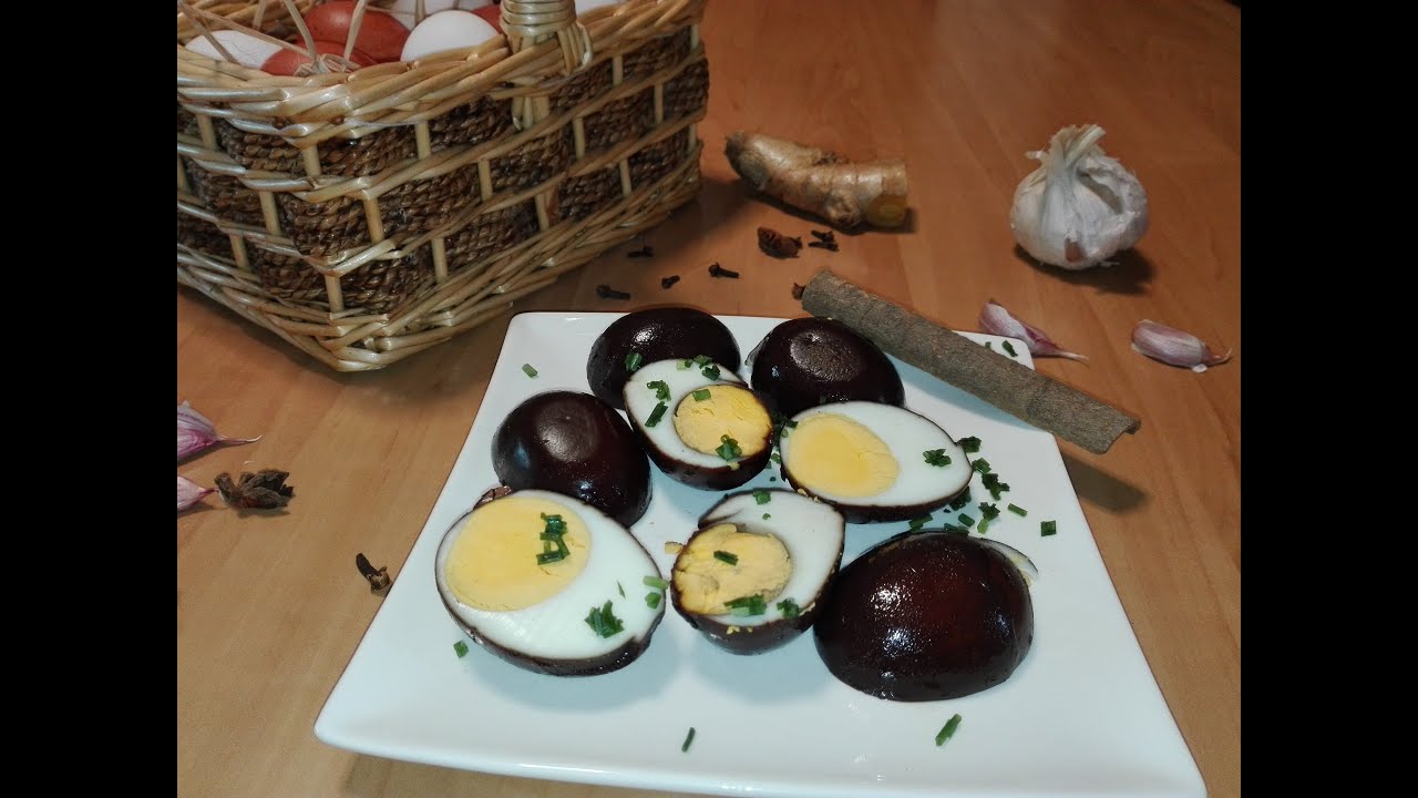 Dizef roti -Œufs rôtis aux épices & au vin rouge - Roasted eggs with ...