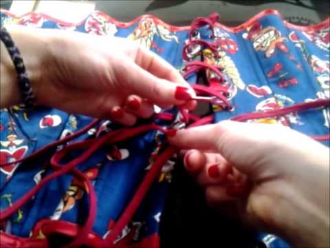 How To Lace Your Corset in the Inverted Bunny Ears Method - YouTube