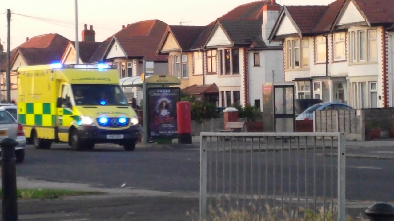 Blackpool ambulance - YouTube