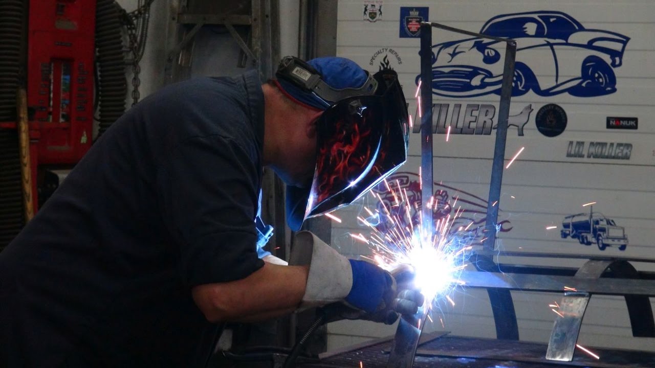 Design On The Fly (Barrel Stand) PT.2 - YouTube