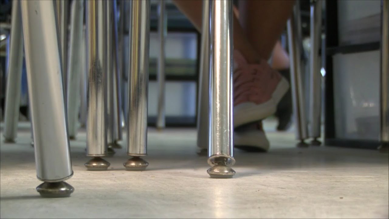 Third graders flunk reading test - YouTube