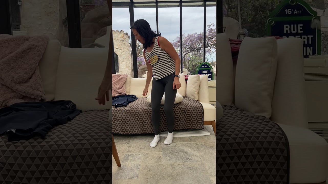 Sofa squat challenge - YouTube