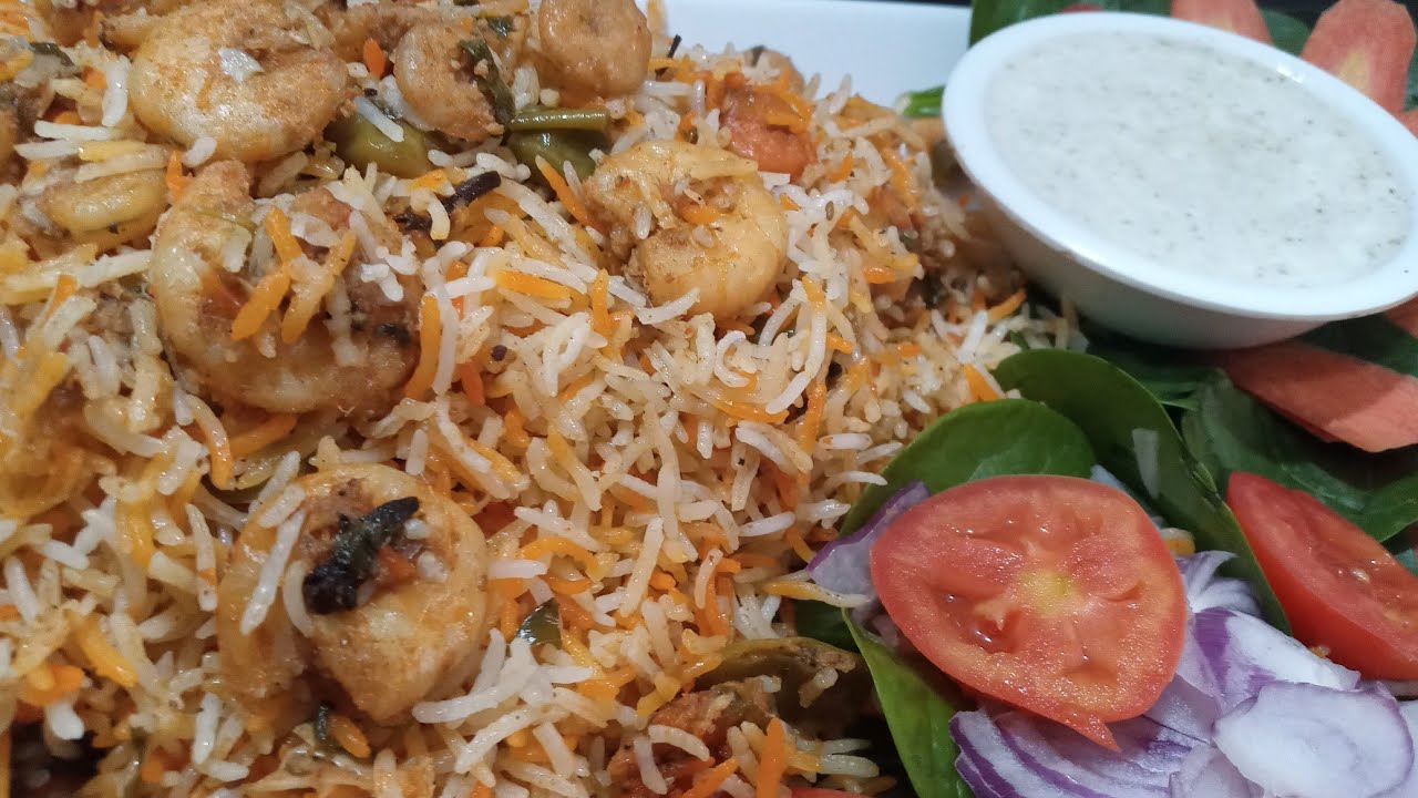 Jhinga Biryani By Lubna's Food Recipe - YouTube