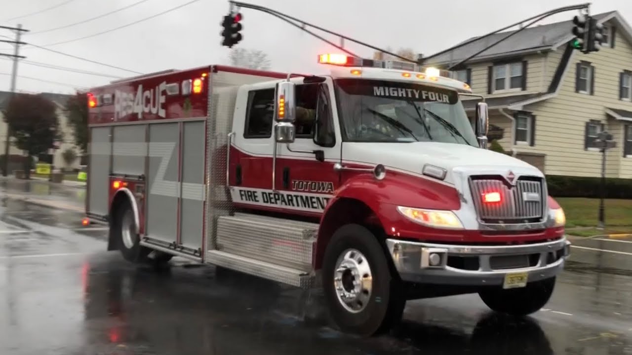 Totowa NJ Fire Department Rescue 4 and Engine 972 Responding on Union ...