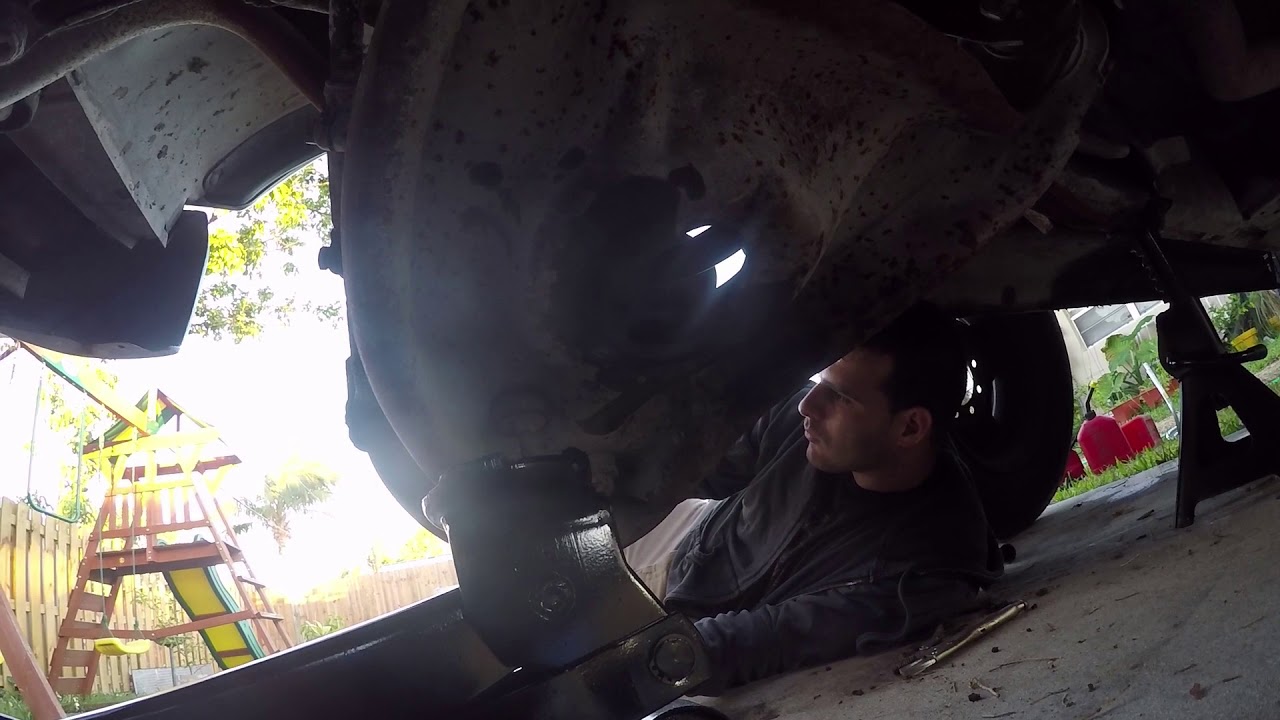 HOW TO: Front shocks/struts replacement (2001 GMC Savana) - YouTube