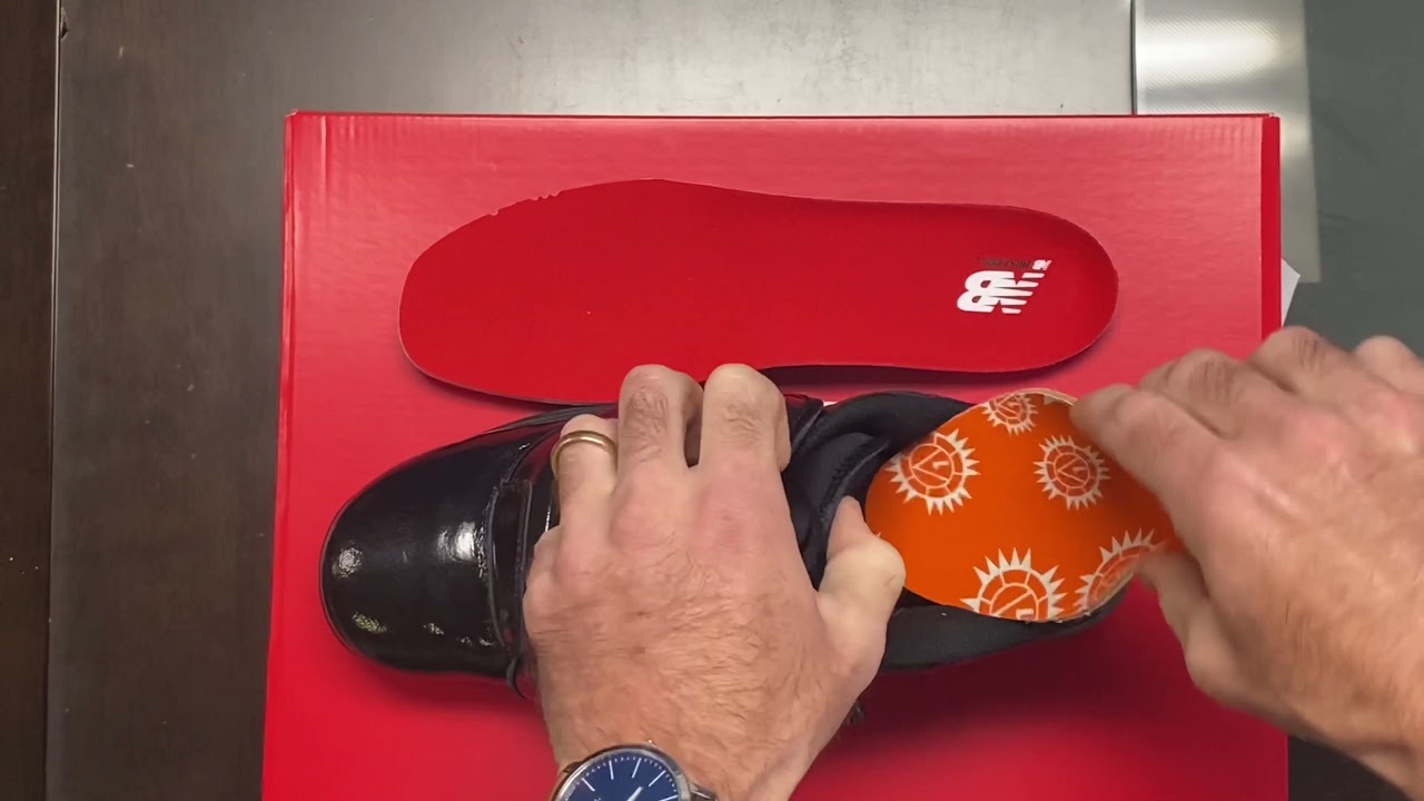 Crew How-To: HeatShields Shoe Inserts - YouTube