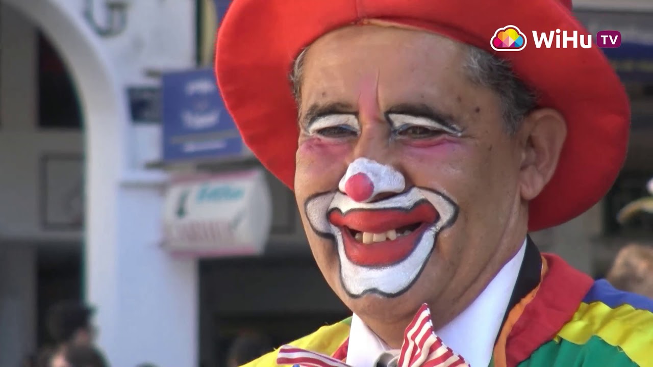 Chilolo, un payaso que transforma solidaridad en sonrisas - YouTube