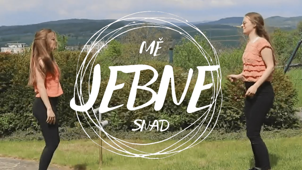 Ručně pletené svetry Mě jebne v akci - YouTube