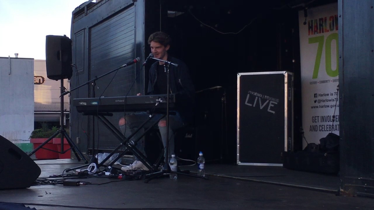 Harry Gardner performing Pompeii - YouTube