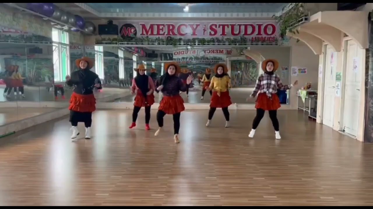 One Step Forward Line Dance - YouTube