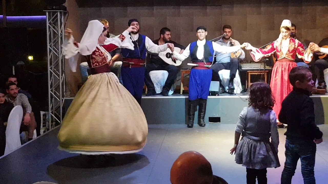 ΣΥΡΤΟ "ΣΧΟΛΕΣ ΧΟΡΟΥ ΤΖΑΝΙΔΑΚΗ" ~ Ο μικρότερος χορευτής απ' το Ρέθυμνο ...