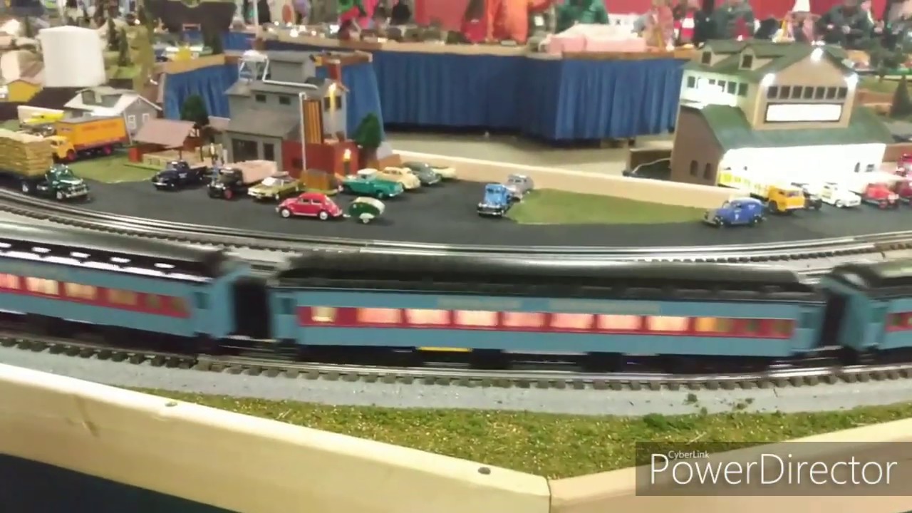 Model trains - YouTube