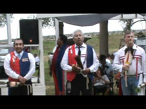 Comanche Little Ponies 2 BEST Lincoln Indian Center Powwow 2011 - YouTube