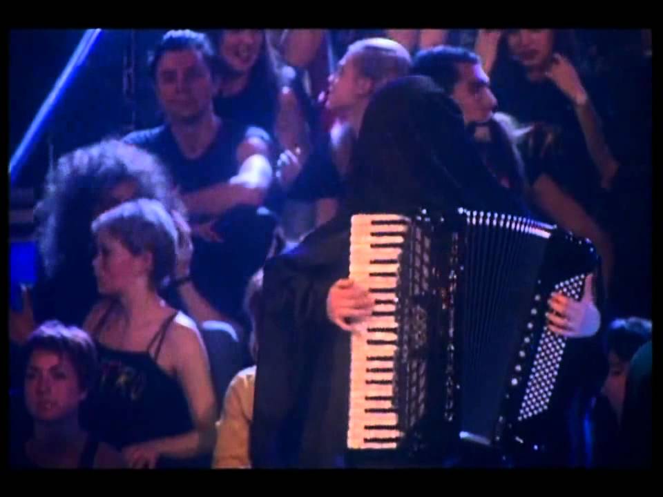 VITAS - Opera No 2 2000 Premiere HD.mp4 and his amazing voice. - YouTube