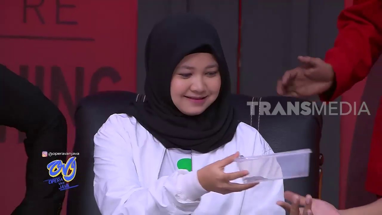 Ferdian Sembuhkan Phobia Cicak | OPERA VAN JAVA (16/12/19) PART 4 - YouTube