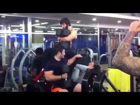 18 year old 1 ton legpress