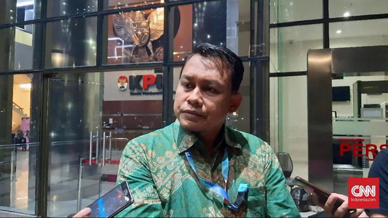 Suap Komisioner KPU, Tim OTT KPK Sempat Digeledah di PTIK - YouTube