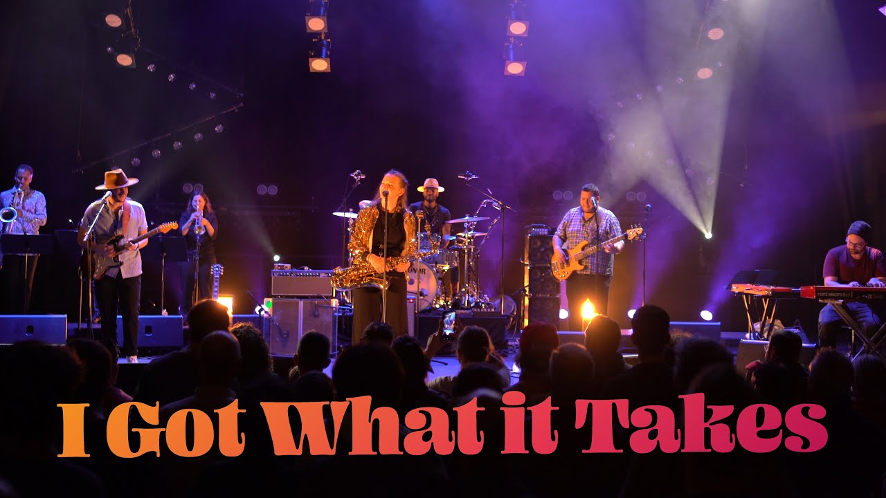 I GOT WHAT IT TAKES - MISS BEE & THE BULLFROGS - YouTube