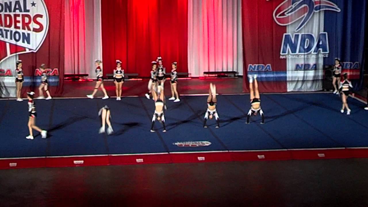 Cheer Legendz Cheetahz NCA Classic - YouTube