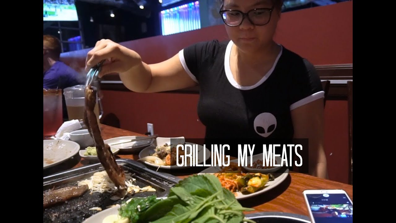 Let's eat! Izziban Sushi & BBQ - YouTube