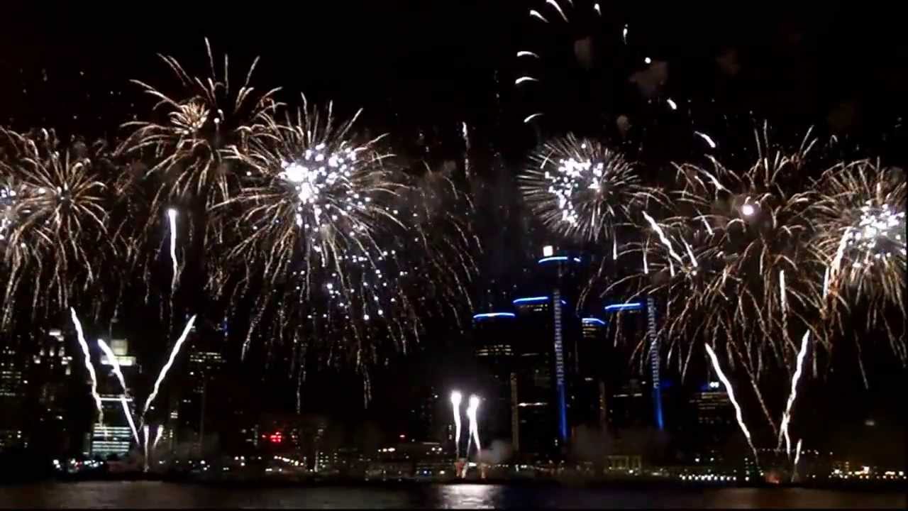 windsorwindow - Detroit River Fireworks 2013 - THEE International ...