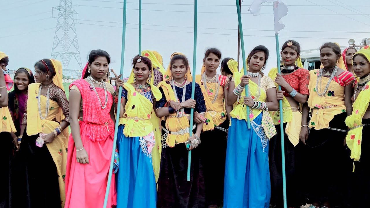 aadiwasi divas pe khawasa me KDKK public KHAWASA KI TIM 2022 - YouTube