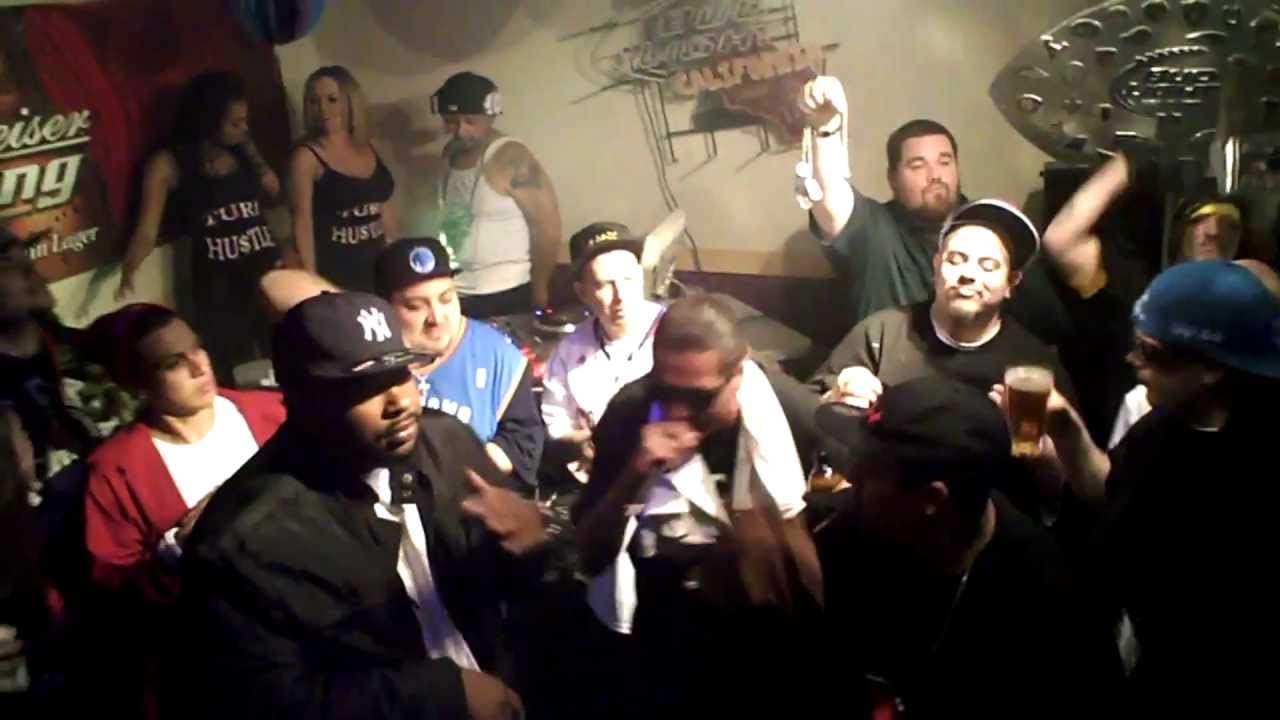 Messy Jesse feat. DJ Bad Boy & MC Rob-DumDittyDum (official music video ...