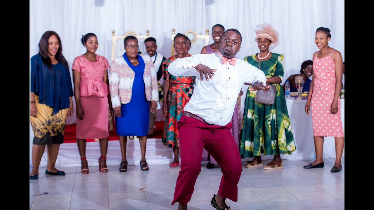 MC THABISO at Christabel & John;s Wedding - YouTube