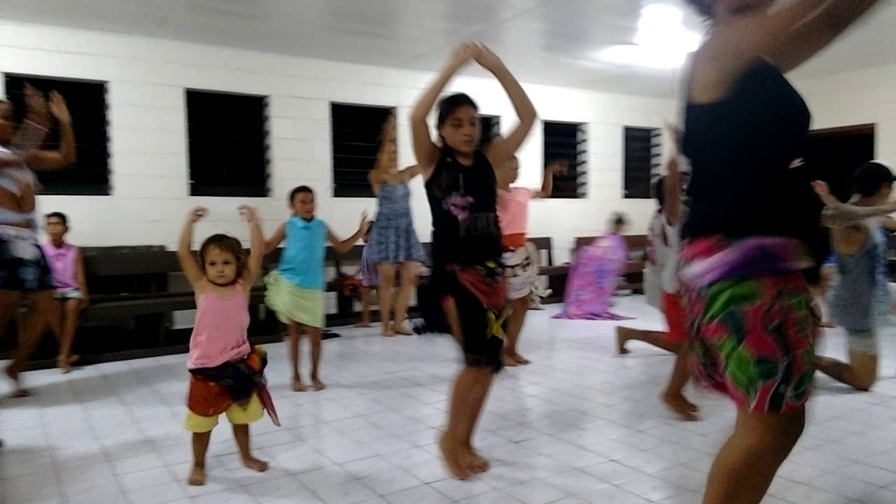 rarotonga dance - YouTube