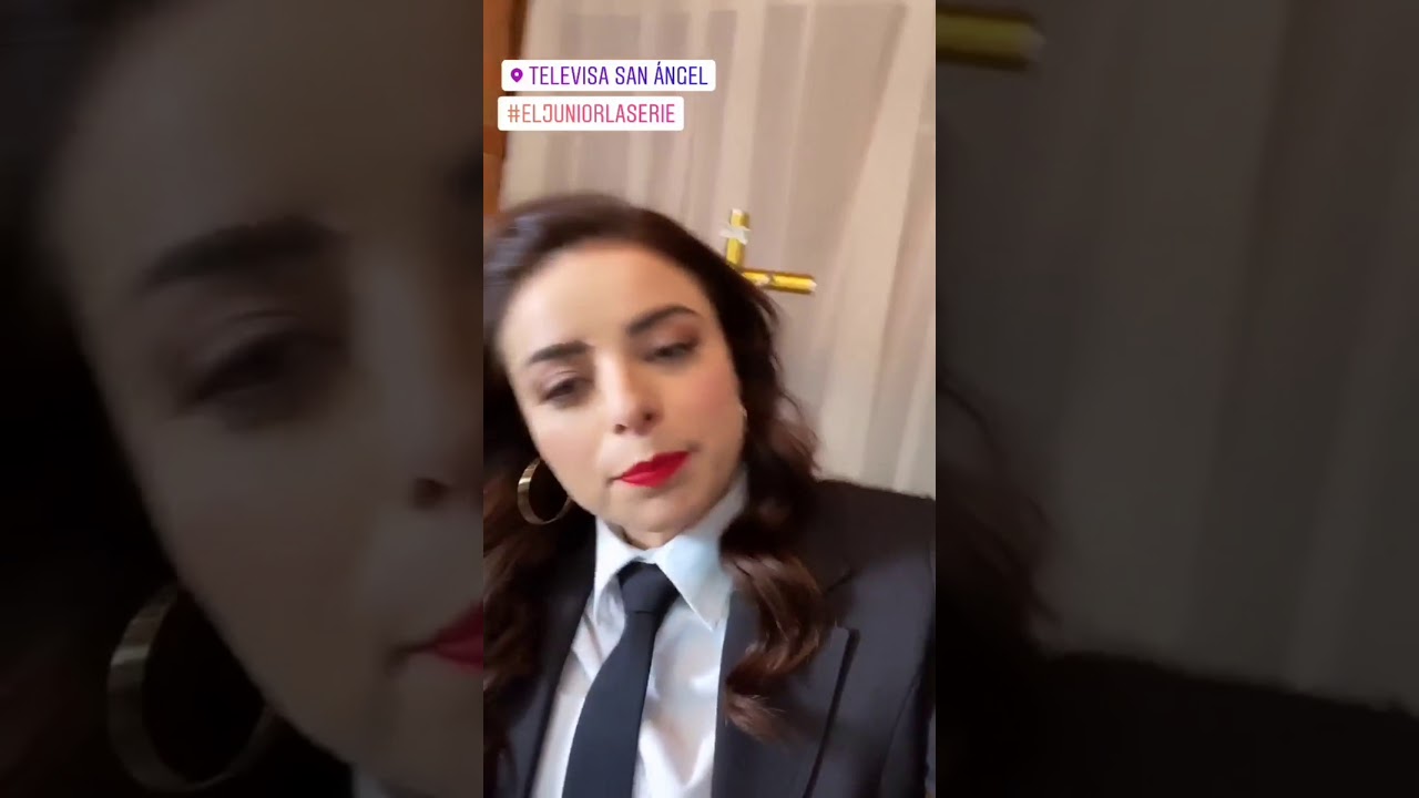 Violeta Isfel en El Junior La Serie (Instagram Stories) - YouTube