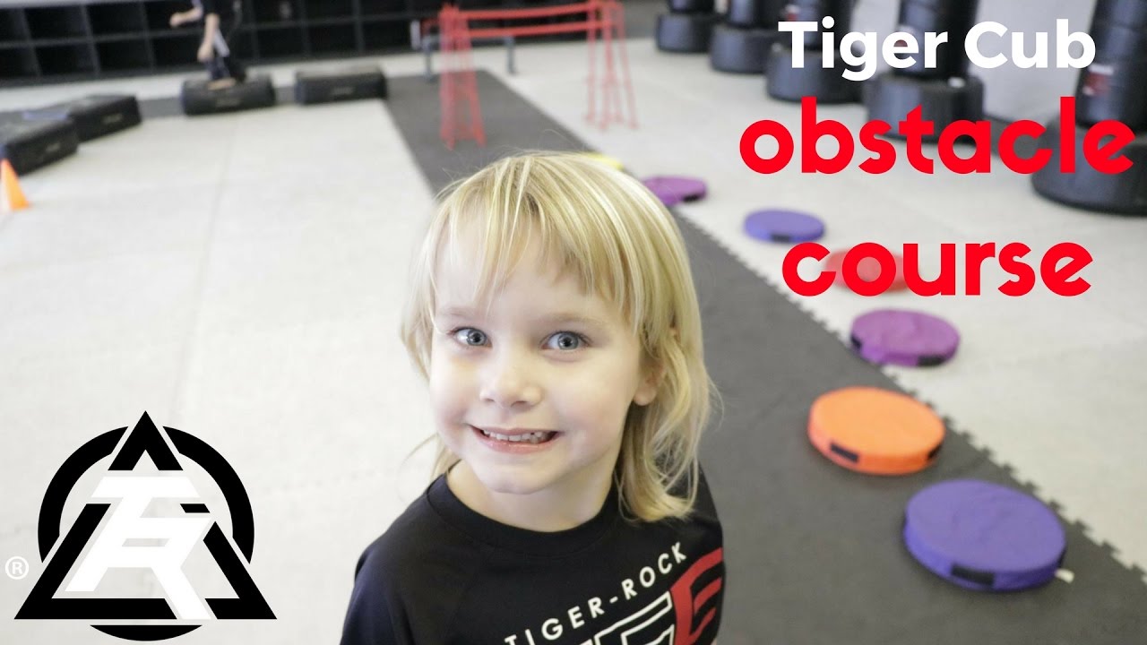 Tiger Cub Obstacle Course - YouTube