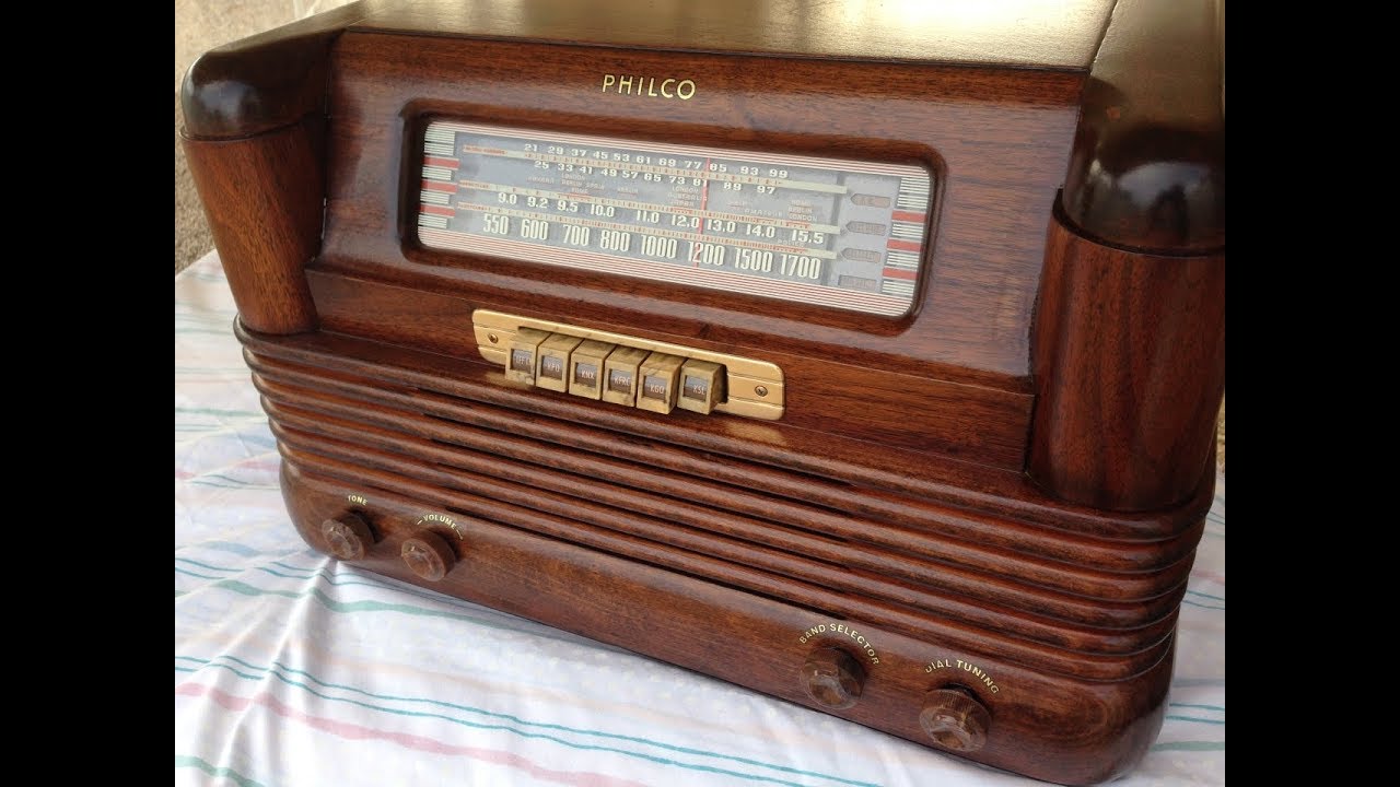 Philco Model 42 350 Operation 2nd Vid - YouTube