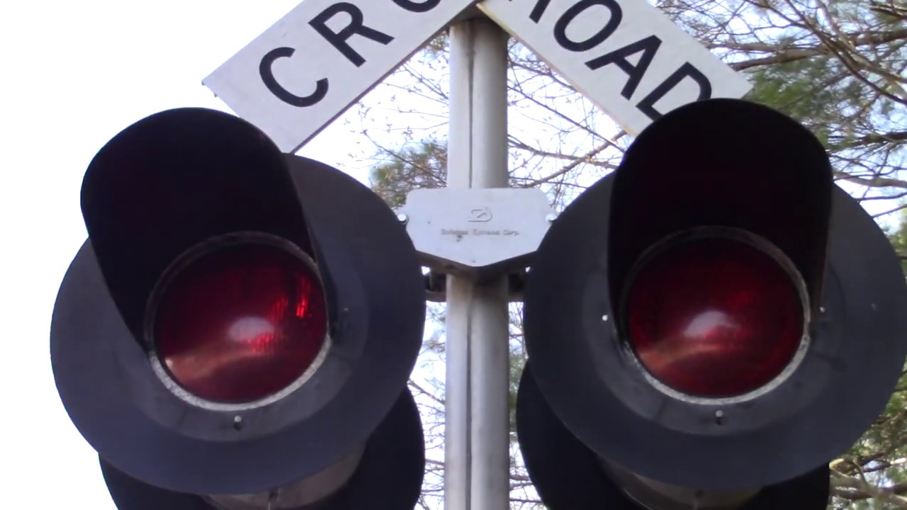 Barre Road railroad crossing tour. Wheelwright, MA - YouTube